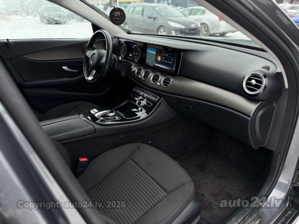 Grey Mercedes-Benz E-Class 2017 in Tartu, with an engine capacity of 2.00 L and mileage of 260 thousand km for 6800 €, photo 8 on AUTOMOTO.COM.LV