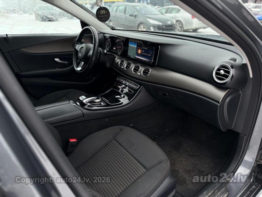 Pelēks Mercedes-Benz E-Class 2017 Tartu, ar dzinēja tilpumu 2.00 L un nobraukumu 260 tūkst. km par 6800 €, foto 8 vietnē AUTOMOTO.COM.LV