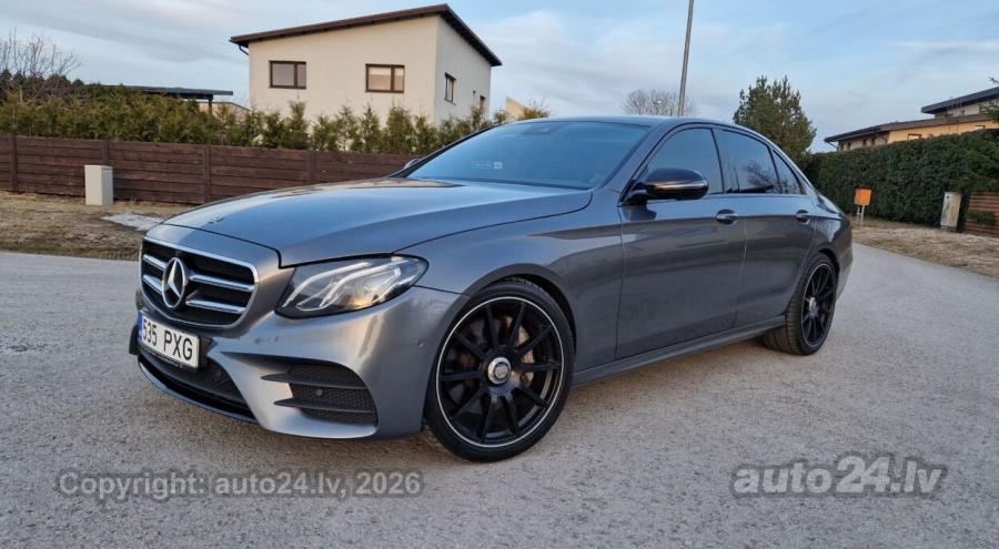 Pelēks Mercedes-Benz E-Class 2017 Tallina, ar dzinēja tilpumu 3.00 L un nobraukumu 266 tūkst. km par 24000 €, foto 1 vietnē AUTOMOTO.COM.LV