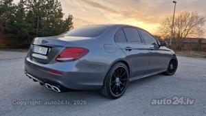 Pelēks Mercedes-Benz E-Class 2017 Tallina, ar dzinēja tilpumu 3.00 L un nobraukumu 266 tūkst. km par 24000 €, foto 4 vietnē AUTOMOTO.COM.LV