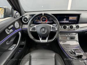 Pelēks Mercedes-Benz E-Class 2017 Tallina, ar dzinēja tilpumu 4.00 L un nobraukumu 159 tūkst. km par 53900 €, foto 13 vietnē AUTOMOTO.COM.LV