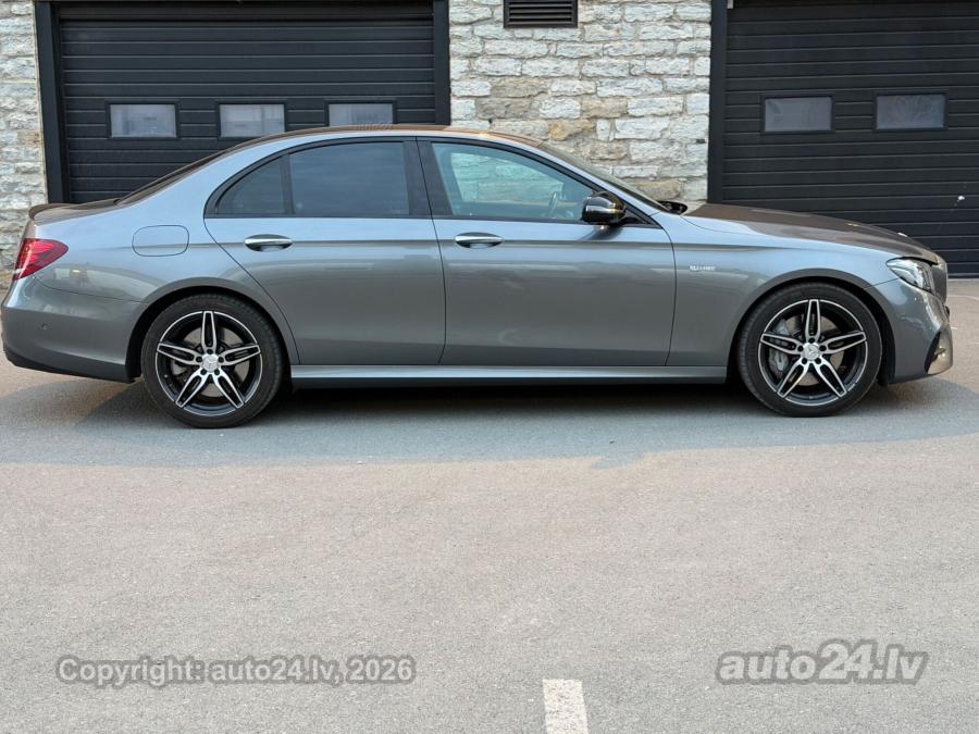 Grey Mercedes-Benz E-Class 2017 in Tallinn, with an engine capacity of 3.00 L and mileage of 122 thousand km for 38000 €, photo 3 on AUTOMOTO.COM.LV