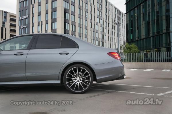 Grey Mercedes-Benz E-Class 2017 in Tallinn, with an engine capacity of 2.00 L and mileage of 104 thousand km for 28499 €, photo 9 on AUTOMOTO.COM.LV
