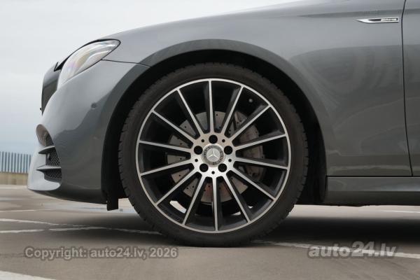 Grey Mercedes-Benz E-Class 2017 in Tallinn, with an engine capacity of 2.00 L and mileage of 104 thousand km for 28499 €, photo 10 on AUTOMOTO.COM.LV