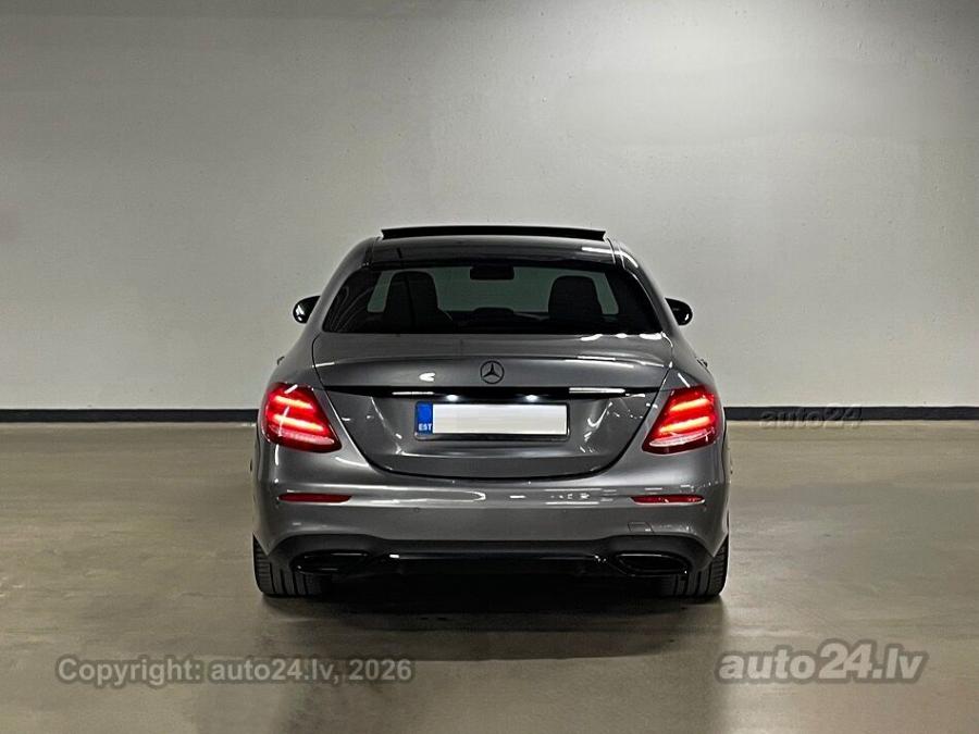 Pelēks Mercedes-Benz E-Class 2018 Tallina, ar dzinēja tilpumu 2.00 L un nobraukumu 202 tūkst. km par 24990 €, foto 6 vietnē AUTOMOTO.COM.LV