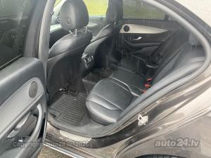 Pelēks Mercedes-Benz E-Class 2018 Tallina, ar dzinēja tilpumu 2.00 L un nobraukumu 386 tūkst. km par 18000 €, foto 7 vietnē AUTOMOTO.COM.LV