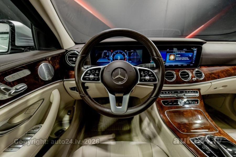 Grey Mercedes-Benz E-Class 2019 in Parnu, with an engine capacity of 2.00 L and mileage of 183 thousand km for 24000 €, photo 18 on AUTOMOTO.COM.LV