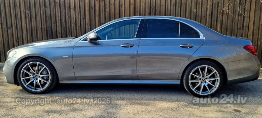 Grey Mercedes-Benz E-Class 2019 in Tallinn, with an engine capacity of 1.60 L and mileage of 211 thousand km for 20890 €, photo 5 on AUTOMOTO.COM.LV