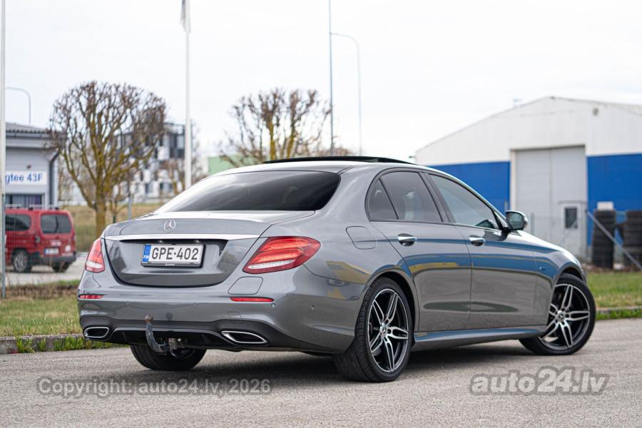 Grey Mercedes-Benz E-Class 2019 in Tartu, with an engine capacity of 2.00 L and mileage of 98 thousand km for 32900 €, photo 12 on AUTOMOTO.COM.LV