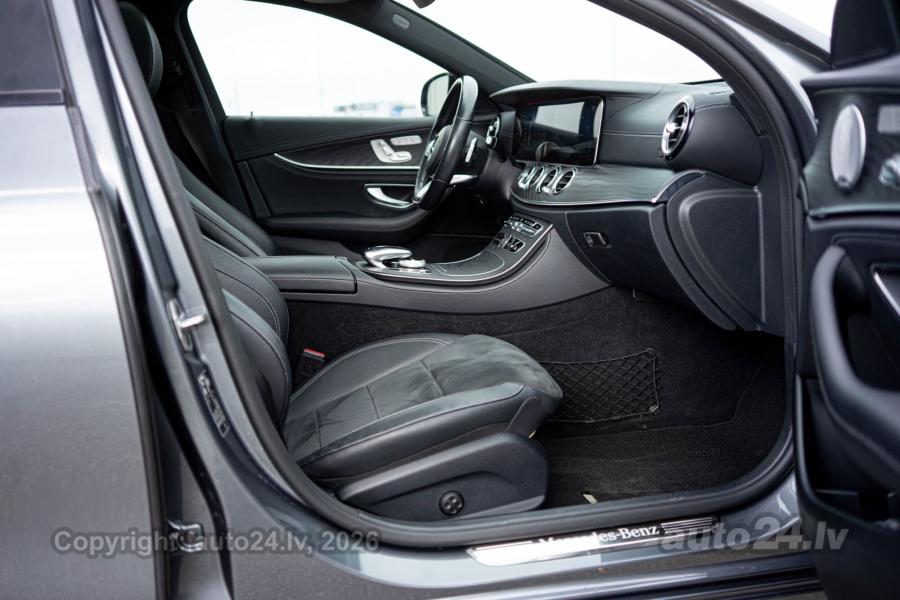 Grey Mercedes-Benz E-Class 2019 in Tartu, with an engine capacity of 2.00 L and mileage of 98 thousand km for 32900 €, photo 24 on AUTOMOTO.COM.LV