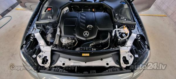 Grey Mercedes-Benz E-Class 2019 in Tallinn, with an engine capacity of 2.00 L and mileage of 119 thousand km for 23890 €, photo 9 on AUTOMOTO.COM.LV
