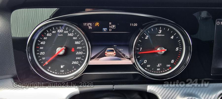 Pelēks Mercedes-Benz E-Class 2019 Tallina, ar dzinēja tilpumu 2.00 L un nobraukumu 119 tūkst. km par 23890 €, foto 22 vietnē AUTOMOTO.COM.LV