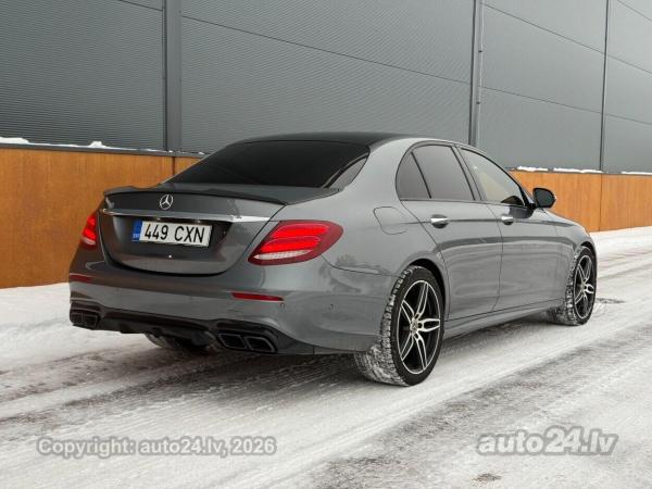 Grey Mercedes-Benz E-Class 2020 in Tallinn, with an engine capacity of 2.90 L and mileage of 162 thousand km for 29900 €, photo 2 on AUTOMOTO.COM.LV