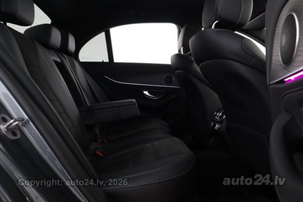 Grey Mercedes-Benz E-Class 2020 in Tallinn, with an engine capacity of 2.00 L and mileage of 124 thousand km for 33900 €, photo 9 on AUTOMOTO.COM.LV