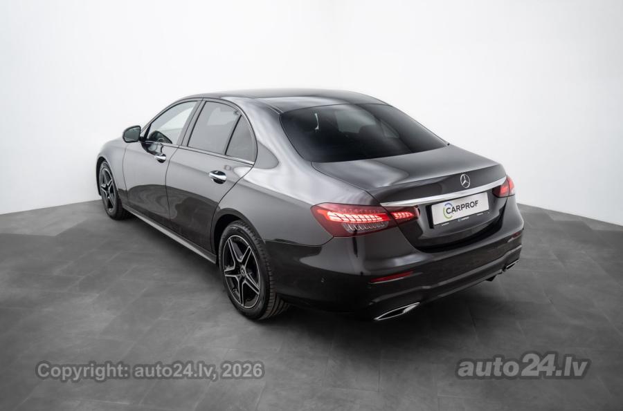Pelēks Mercedes-Benz E-Class 2020 Tallina, ar dzinēja tilpumu 2.00 L un nobraukumu 56 tūkst. km par 39900 €, foto 7 vietnē AUTOMOTO.COM.LV