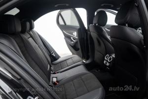 Pelēks Mercedes-Benz E-Class 2020 Tallina, ar dzinēja tilpumu 2.00 L un nobraukumu 56 tūkst. km par 39900 €, foto 11 vietnē AUTOMOTO.COM.LV