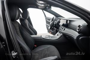 Pelēks Mercedes-Benz E-Class 2020 Tallina, ar dzinēja tilpumu 2.00 L un nobraukumu 56 tūkst. km par 39900 €, foto 12 vietnē AUTOMOTO.COM.LV