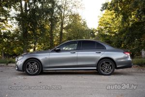 Grey Mercedes-Benz E-Class 2020 in Tallinn, with an engine capacity of 2.00 L and mileage of 92 thousand km for 31900 €, photo 4 on AUTOMOTO.COM.LV