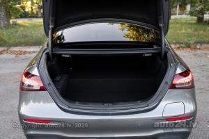 Grey Mercedes-Benz E-Class 2020 in Tallinn, with an engine capacity of 2.00 L and mileage of 92 thousand km for 31900 €, photo 11 on AUTOMOTO.COM.LV