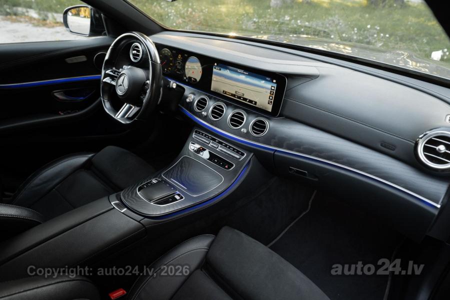 Grey Mercedes-Benz E-Class 2020 in Tallinn, with an engine capacity of 2.00 L and mileage of 92 thousand km for 31900 €, photo 15 on AUTOMOTO.COM.LV