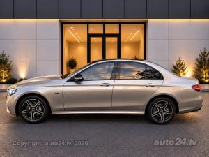 Grey Mercedes-Benz E-Class 2021 in Tallinn, with an engine capacity of 2.00 L and mileage of 175 thousand km for 32900 €, photo 1 on AUTOMOTO.COM.LV