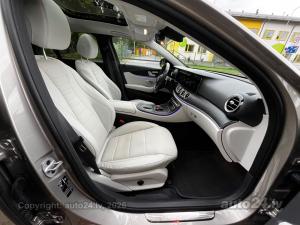 Grey Mercedes-Benz E-Class 2021 in Tallinn, with an engine capacity of 2.00 L and mileage of 175 thousand km for 32900 €, photo 11 on AUTOMOTO.COM.LV
