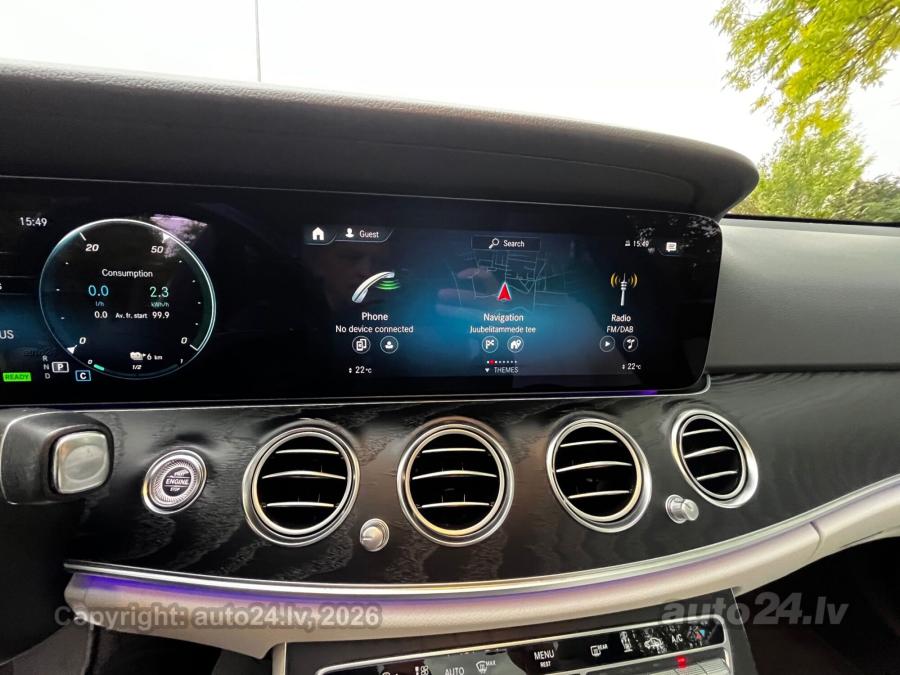 Grey Mercedes-Benz E-Class 2021 in Tallinn, with an engine capacity of 2.00 L and mileage of 175 thousand km for 32900 €, photo 16 on AUTOMOTO.COM.LV