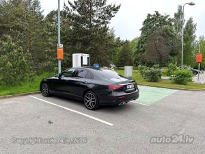 Grey Mercedes-Benz E-Class 2022 in Tallinn, with an engine capacity of 2.00 L and mileage of 102 thousand km for 39900 €, photo  on AUTOMOTO.COM.LV