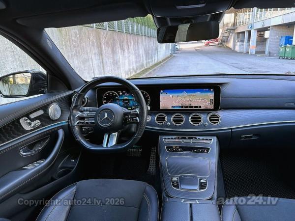 Grey Mercedes-Benz E-Class 2022 in Tallinn, with an engine capacity of 2.00 L and mileage of 102 thousand km for 39900 €, photo 11 on AUTOMOTO.COM.LV