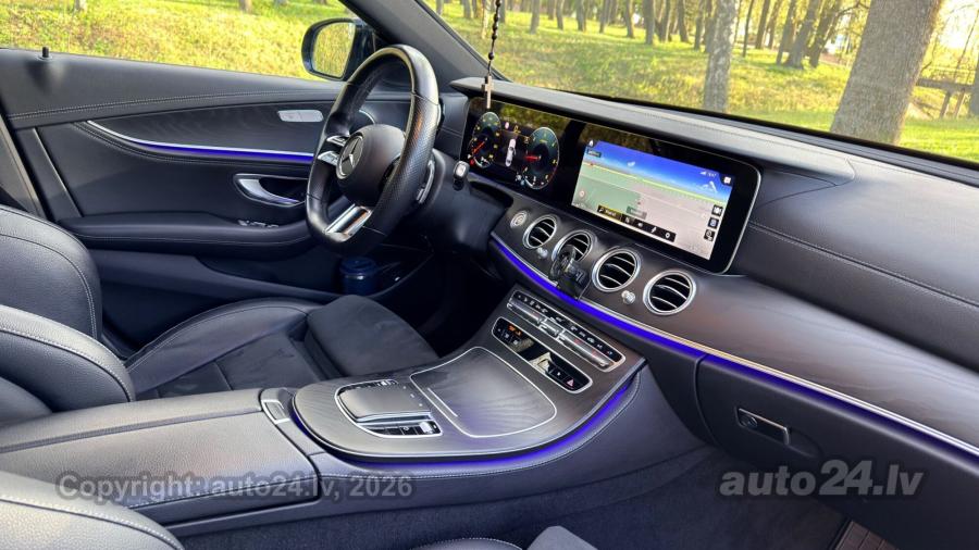 Grey Mercedes-Benz E-Class 2022 in Tallinn, with an engine capacity of 2.00 L and mileage of 55 thousand km for 40900 €, photo 11 on AUTOMOTO.COM.LV