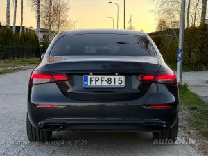 Grey Mercedes-Benz E-Class 2022 in Tartu, with an engine capacity of 2.00 L and mileage of 182 thousand km for 26990 €, photo 8 on AUTOMOTO.COM.LV