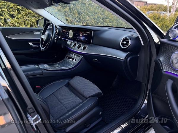 Grey Mercedes-Benz E-Class 2022 in Tartu, with an engine capacity of 2.00 L and mileage of 182 thousand km for 26990 €, photo 10 on AUTOMOTO.COM.LV
