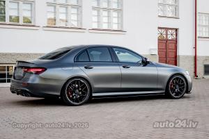 Pelēks Mercedes-Benz E-Class 2022 Pērnava, ar dzinēja tilpumu 2.00 L un nobraukumu 127 tūkst. km par 37990 €, foto 5 vietnē AUTOMOTO.COM.LV