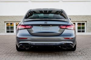Pelēks Mercedes-Benz E-Class 2022 Pērnava, ar dzinēja tilpumu 2.00 L un nobraukumu 127 tūkst. km par 37990 €, foto 8 vietnē AUTOMOTO.COM.LV