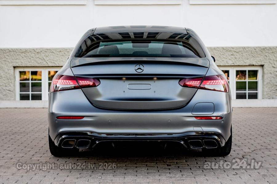 Pelēks Mercedes-Benz E-Class 2022 Pērnava, ar dzinēja tilpumu 2.00 L un nobraukumu 127 tūkst. km par 37990 €, foto 8 vietnē AUTOMOTO.COM.LV
