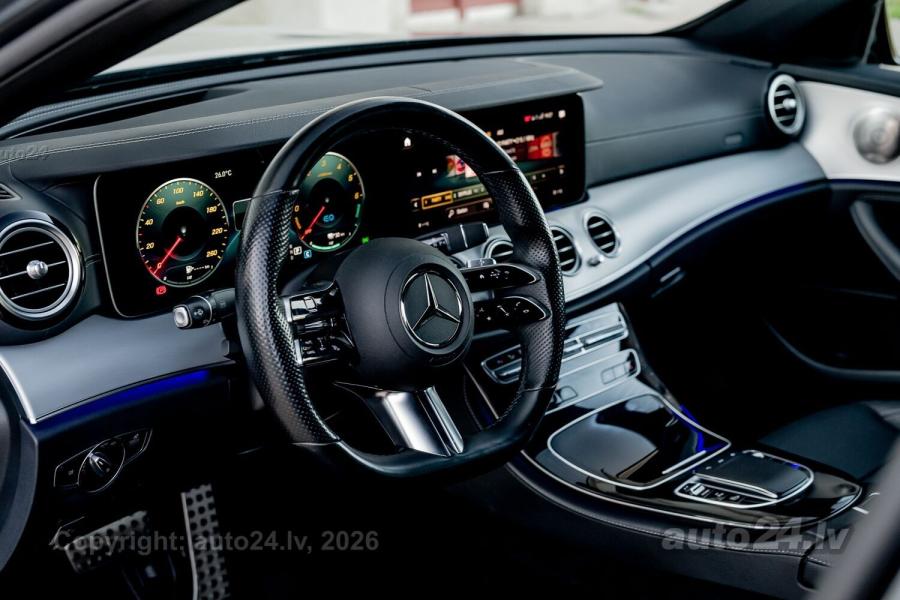 Pelēks Mercedes-Benz E-Class 2022 Pērnava, ar dzinēja tilpumu 2.00 L un nobraukumu 127 tūkst. km par 37990 €, foto 16 vietnē AUTOMOTO.COM.LV