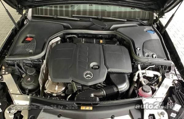 Pelēks Mercedes-Benz E-Class 2023 Tallina, ar dzinēja tilpumu 2.00 L un nobraukumu 25 tūkst. km par 44444 €, foto 9 vietnē AUTOMOTO.COM.LV