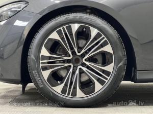 Grey Mercedes-Benz E-Class 2025 in Tallinn, with an engine capacity of 2.00 L and mileage of 20 thousand km for 51900 €, photo 8 on AUTOMOTO.COM.LV