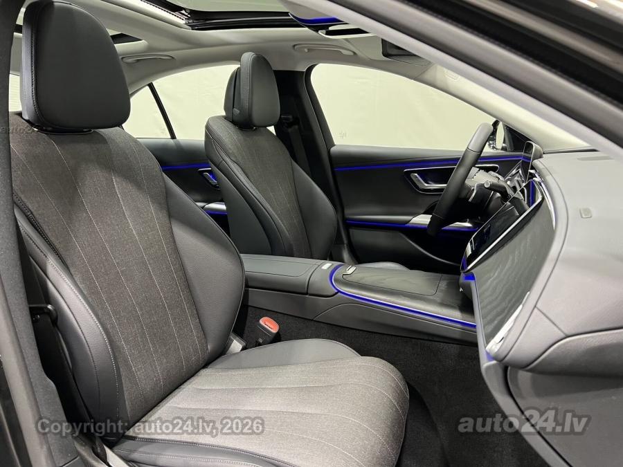 Grey Mercedes-Benz E-Class 2025 in Tallinn, with an engine capacity of 2.00 L and mileage of 20 thousand km for 51900 €, photo 19 on AUTOMOTO.COM.LV