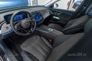 Grey Mercedes-Benz E-Class 2025 in Tallinn, with an engine capacity of 2.00 L and mileage of 14 thousand km for 48900 €, photo 7 on AUTOMOTO.COM.LV