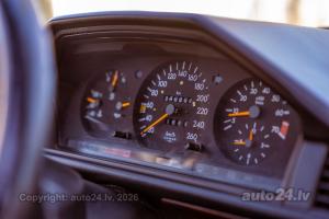 Pelēks Mercedes-Benz E-Class 1995 Tallina, ar dzinēja tilpumu 3.20 L un nobraukumu 350 tūkst. km par 9000 €, foto 10 vietnē AUTOMOTO.COM.LV