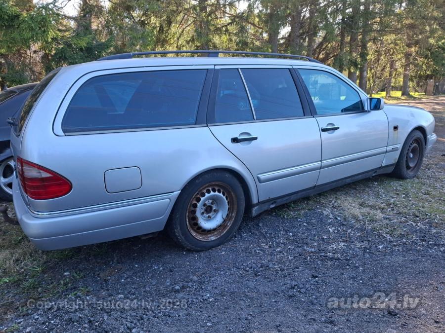 Grey Mercedes-Benz E-Class 1998 in Tallinn, with an engine capacity of 2.90 L and mileage of 350 thousand km for 1300 €, photo 4 on AUTOMOTO.COM.LV