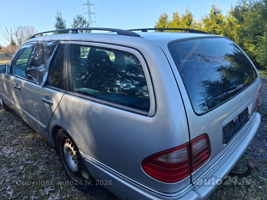 Grey Mercedes-Benz E-Class 1998 in Tallinn, with an engine capacity of 2.90 L and mileage of 350 thousand km for 1300 €, photo 5 on AUTOMOTO.COM.LV