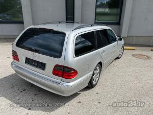 Pelēks Mercedes-Benz E-Class 2000 Tartu, ar dzinēja tilpumu 2.20 L un nobraukumu 393 tūkst. km par 3350 €, foto 3 vietnē AUTOMOTO.COM.LV