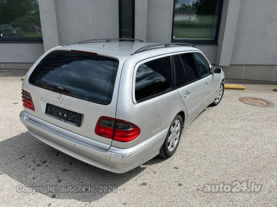 Pelēks Mercedes-Benz E-Class 2000 Tartu, ar dzinēja tilpumu 2.20 L un nobraukumu 393 tūkst. km par 3350 €, foto 3 vietnē AUTOMOTO.COM.LV