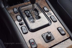 Pelēks Mercedes-Benz E-Class 2000 Tartu, ar dzinēja tilpumu 2.20 L un nobraukumu 393 tūkst. km par 3350 €, foto 13 vietnē AUTOMOTO.COM.LV