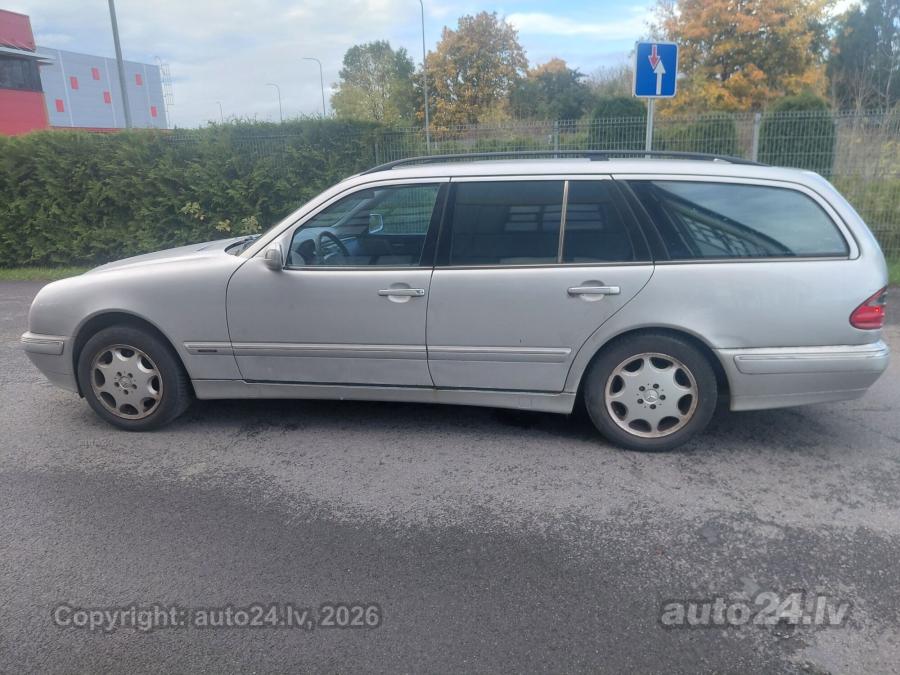Grey Mercedes-Benz E-Class 2002 in Tallinn, with an engine capacity of 2.80 L and mileage of 0 thousand km for 2800 €, photo 3 on AUTOMOTO.COM.LV