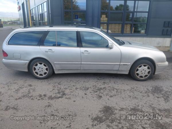 Grey Mercedes-Benz E-Class 2002 in Tallinn, with an engine capacity of 2.80 L and mileage of 0 thousand km for 2800 €, photo 5 on AUTOMOTO.COM.LV