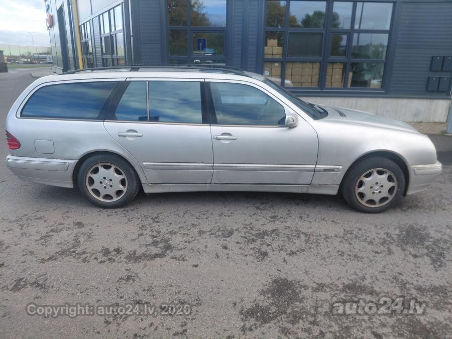 Grey Mercedes-Benz E-Class 2002 in Tallinn, with an engine capacity of 2.80 L and mileage of 0 thousand km for 2800 €, photo 5 on AUTOMOTO.COM.LV