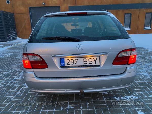 Grey Mercedes-Benz E-Class 2004 in Tallinn, with an engine capacity of 2.10 L and mileage of 446 thousand km for 2490 €, photo 9 on AUTOMOTO.COM.LV
